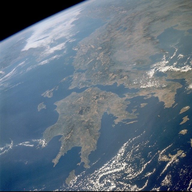 ΒΥΤΙΝΑΙΙΚΑ: Η ΠΕΛΟΠΟΝΝΗΣΟΣ ΑΠΟ ΤΟ ΔΟΡΥΦΟΡΟ, ΕΝΙΑΙΑ ΚΑΙ ΟΜΟΡΦΗ